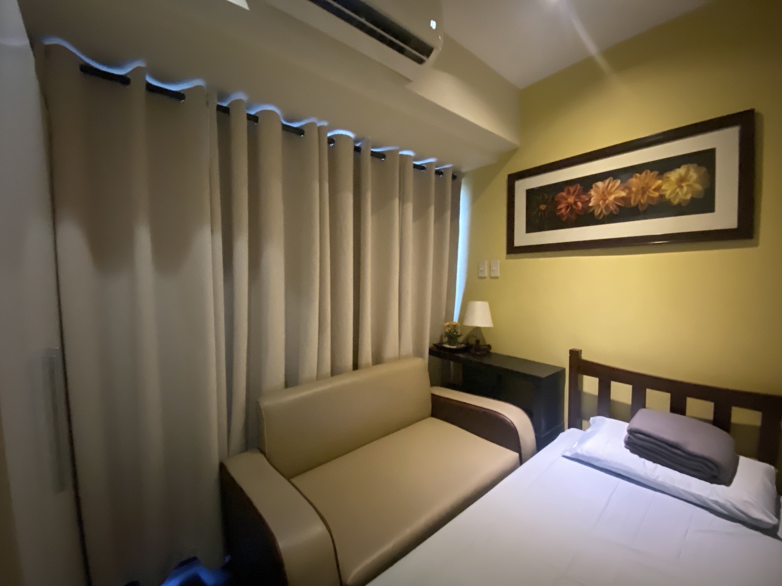 KNIGHTSBRIDGE RESIDENCES – Breakthrough Properties