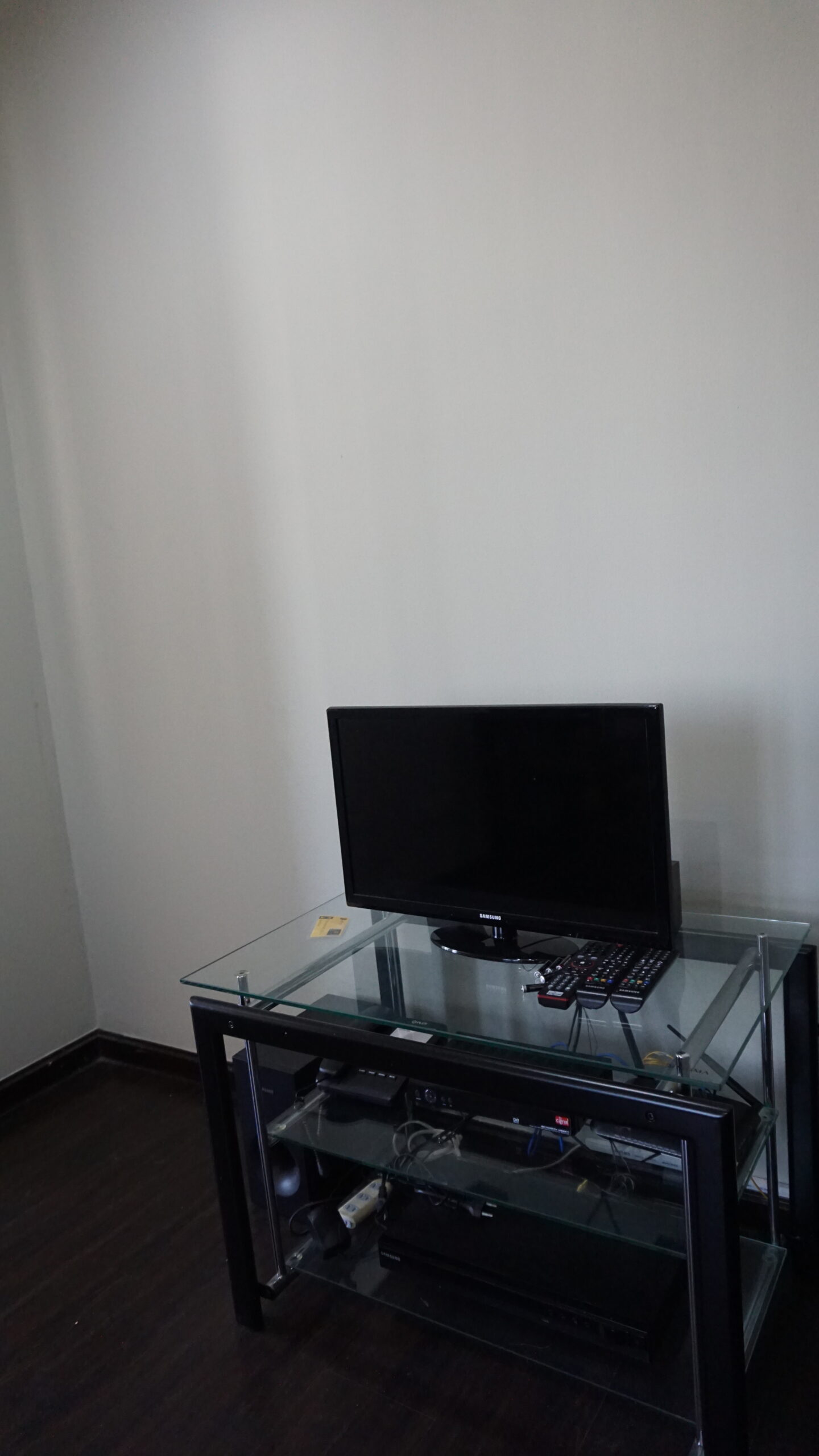 KNIGHTSBRIDGE RESIDENCES – Breakthrough Properties