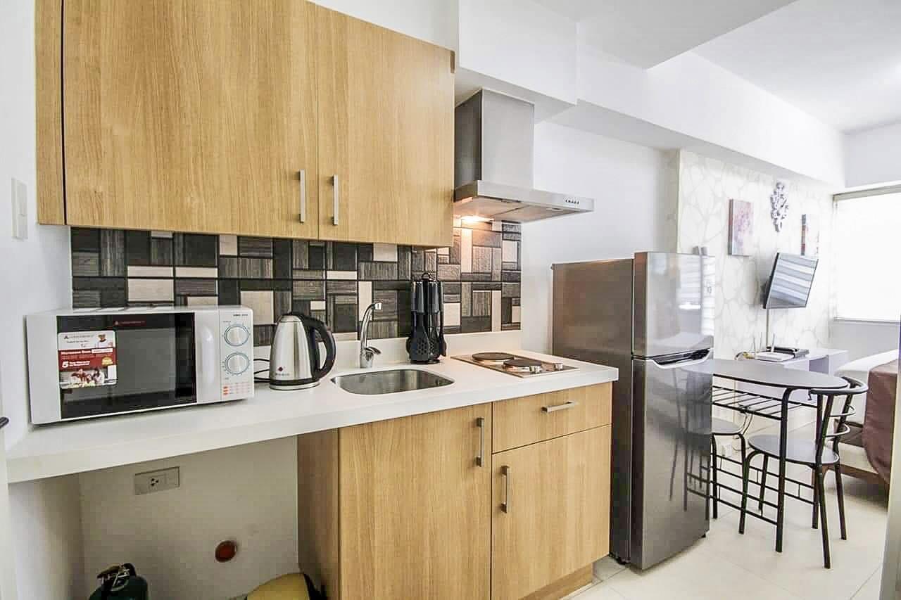THE RESIDENCES AT COMMONWEALTH – Breakthrough Properties